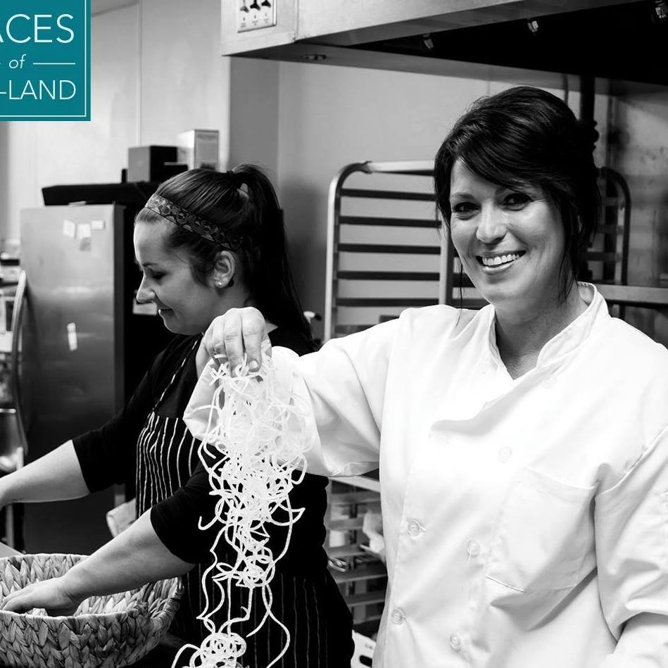 Jennifer Chef - It's All Downtown | It's All Downtown